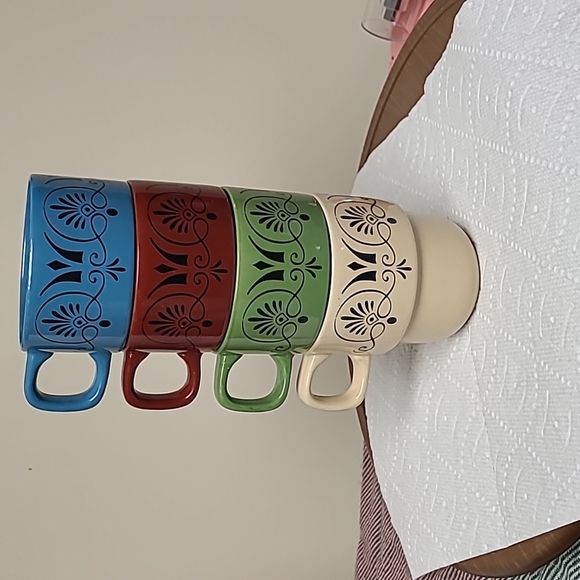 Crofton | Dining | Crofton Stacking Mugs Set | Poshmark